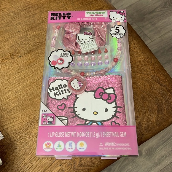 Hello Kitty | Toys | Hello Kitty Glamour Set | Poshmark